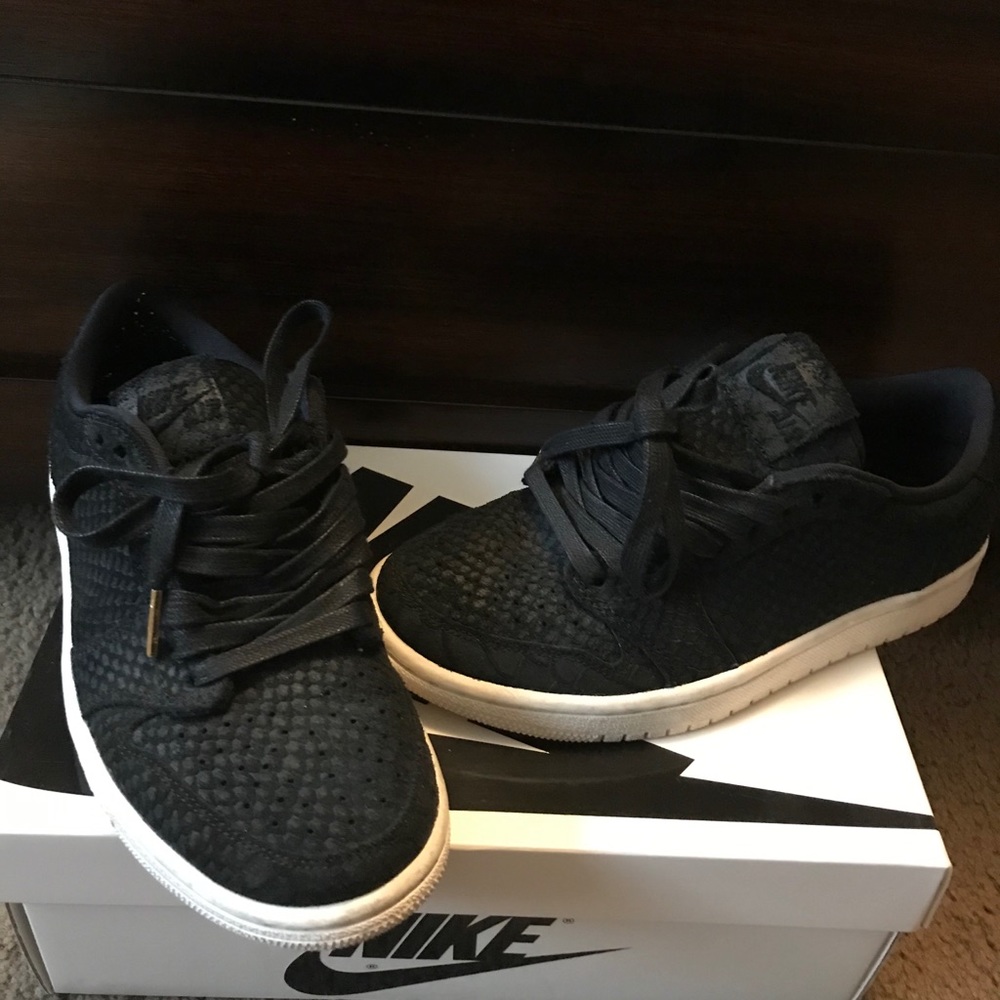 Nike Air Jordan 1 Retro Low No Swoosh - Gem